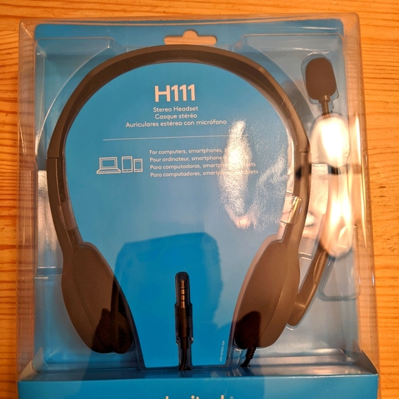 Logitech | Office | Headphones With Mic | Poshmark
